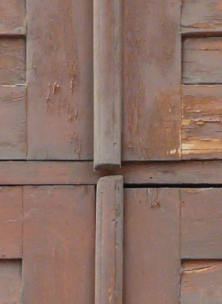 rough red window texture 0215 - Texturelib